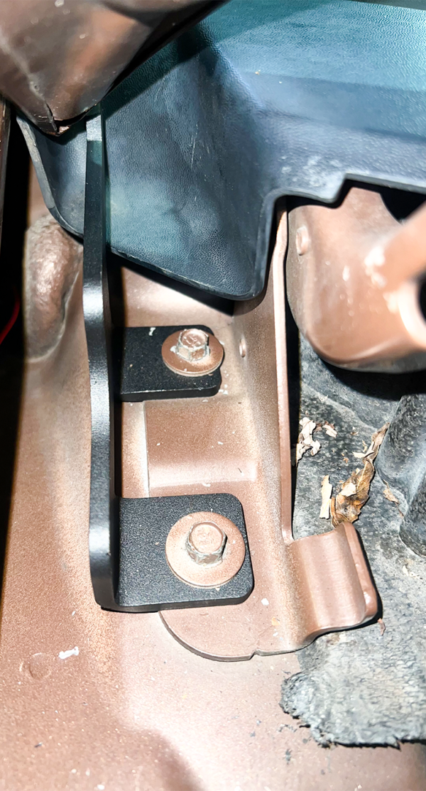 2004-2014 Ford F-150 and 2010-2014 Ford Raptor Hood Light Pod Bracket ...