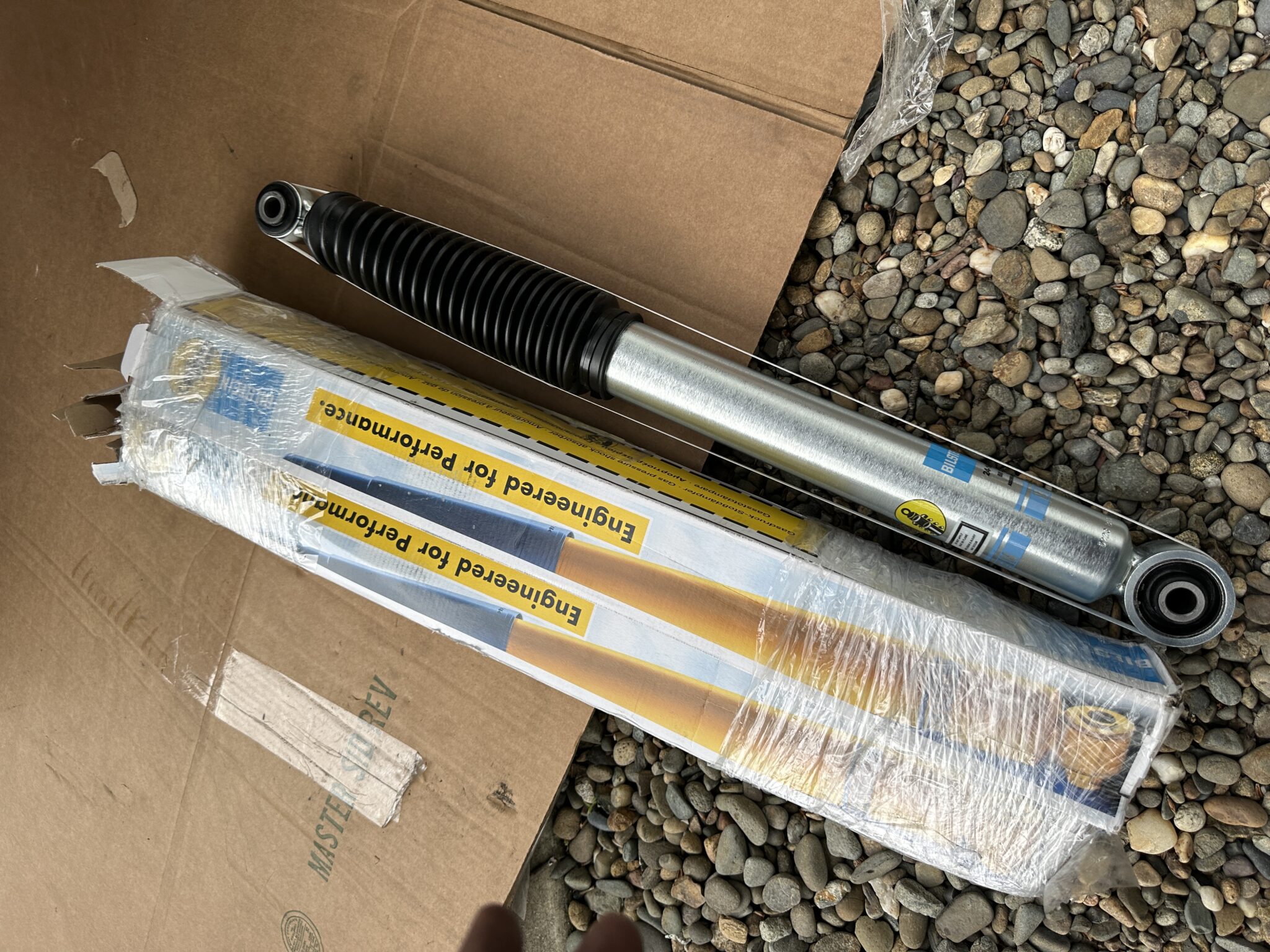 Superior Shocks for Chevy/GMC 1500 2007-2018 Bilstein, BOSS, Cognito ...